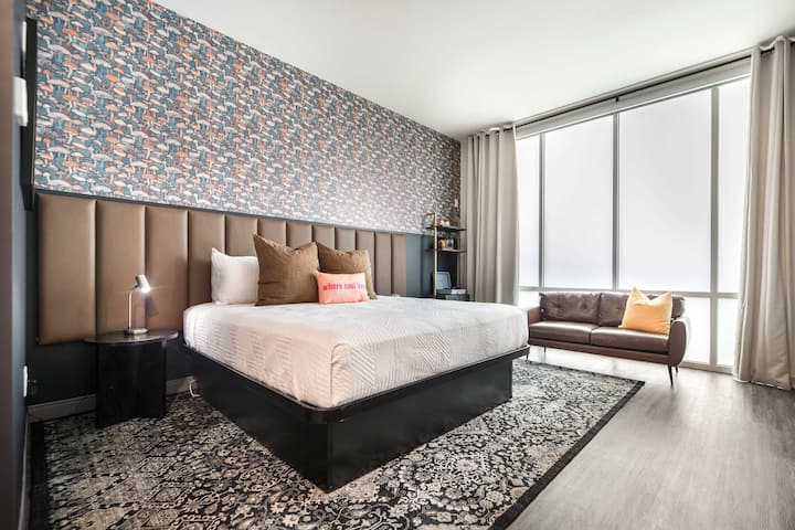 Ain’t Life Grand | Funky Vibes And Comfort Stay - Macon, GA
