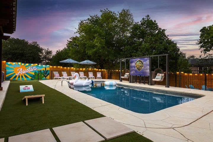 Pool, Hot Tub, Fire Pit, Karaoke, Game Room, Movie - Austin, TX