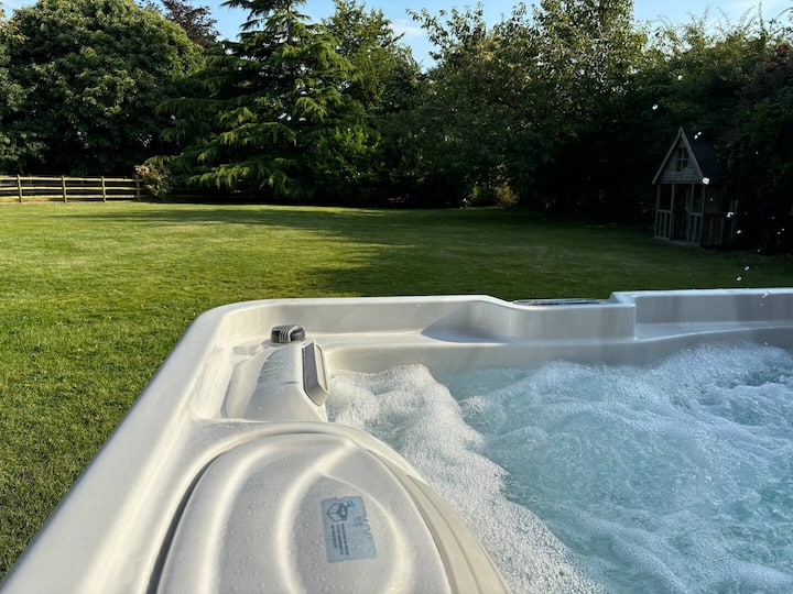 Welcome To Wrexham - 莫爾德