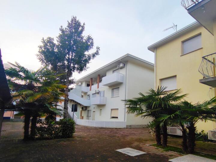 Appartement Lumineux Et Confortable à Bibione - Bibione