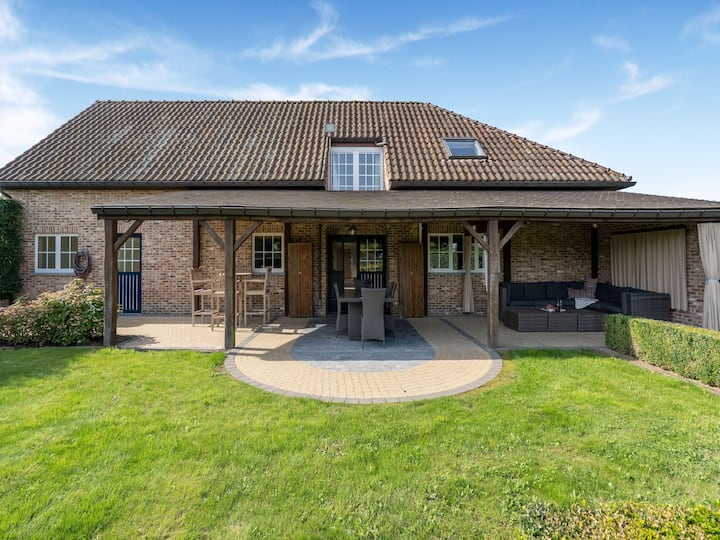 Ferme Comprenant Studio Avec Jardin - Hasselt