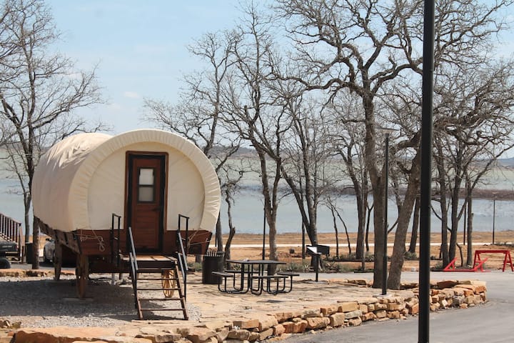 Wagon 4 - Elevated West Wagon Stay - Spacious, Coz - Runaway Bay, TX