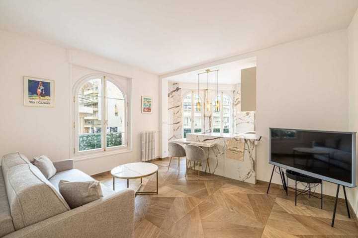 Le Pasteur, Tout Confort En Plein Cœur De Cannes - Cannes