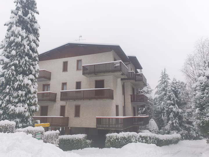 6guests-skiing-mountainviews-fireplace-freeparking - Barzio