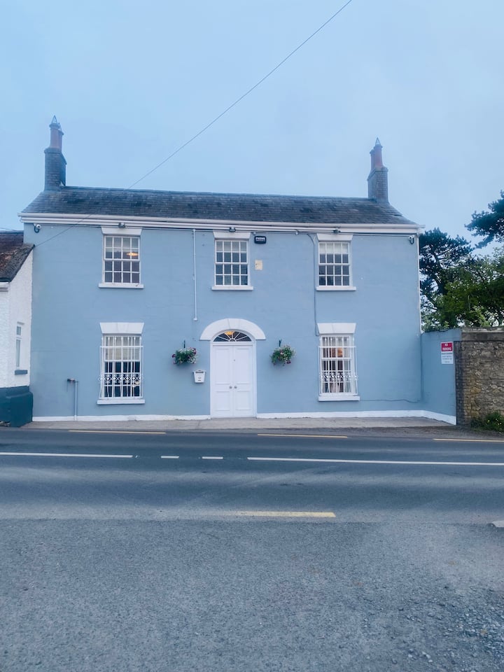 Beautiful 4-bed House In Kildare - 基爾代爾