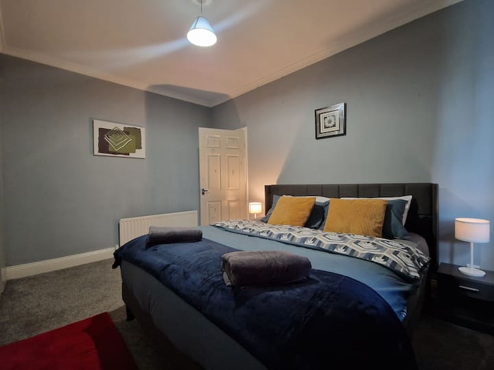 Apartment - Sleeps 4 - Parking - Wifi - Morpeth