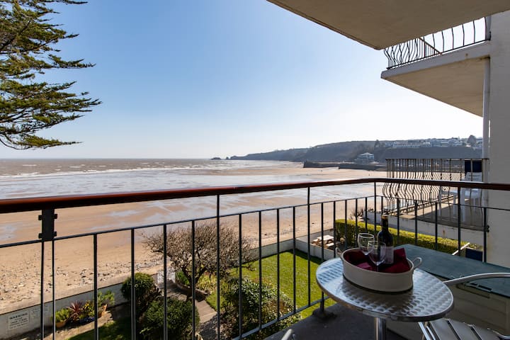Beachside - Sea Views, Village Centre Saundersfoot - Saundersfoot