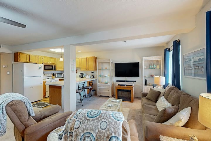 2 Br Ocean City Condo With Shared Pool & Ac - フェンウィック・アイランド, DE