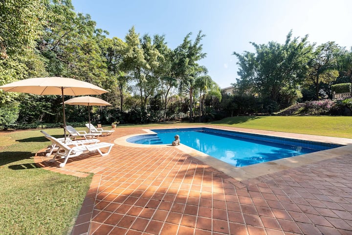 Villa With Private Pool In A Luxury Condominium - Itu