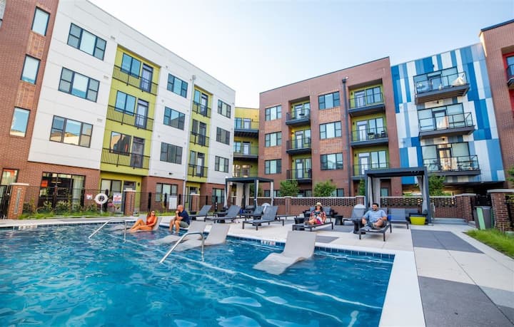 3 Downtown Combined Units With Free Parking - Indianapolis, IN