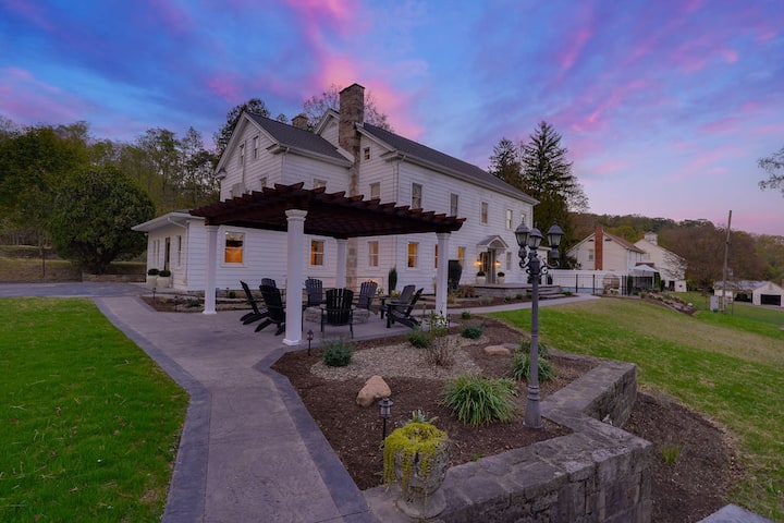 The Manor At Greene Hills/ Pool/ Hot Tub/ Sauna - Rothrock State Forest, Spruce Creek