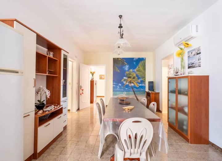 Grand Villa Lapillo – Sea View Estate With Terrace - Punta Prosciutto