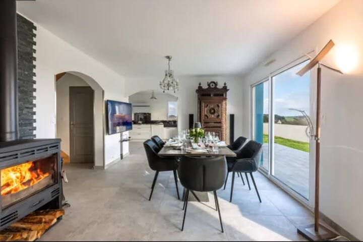 Luxuriöse Landhaus Villa Am Naturschutzgebiet - Ploudalmézeau