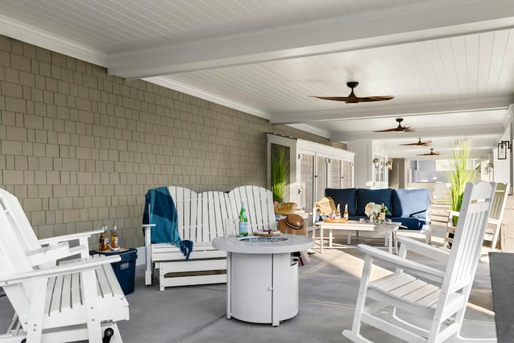 Two Bedrooms And Full Kitchen - Newport, RI