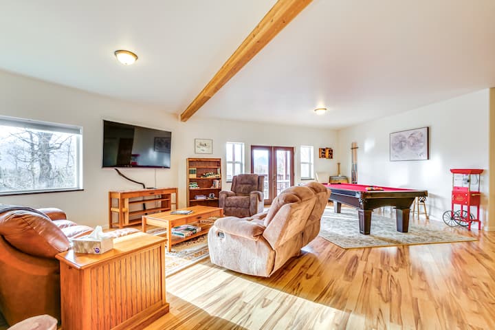 Panoramic Mtn Views: 5-acre Escape In Palmer! - Palmer, AK