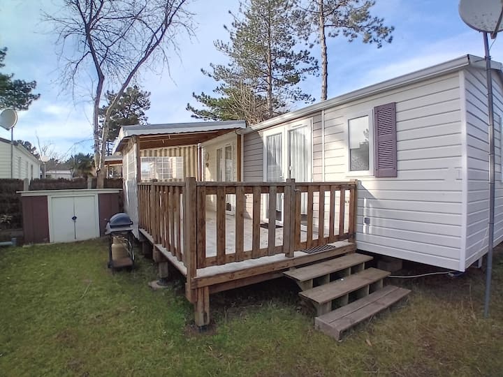 2-bedroom Mobile Home, Sleeps 4 - Saint-Jean-de-Monts