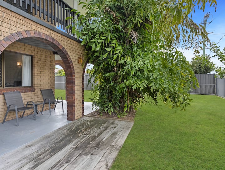 Spacious 3-bed Home With Large Balcony - Hervey Bay