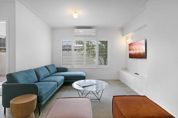 Mediterranean Surfers Paradise Townhouse With Bbq - Surfers Paradise