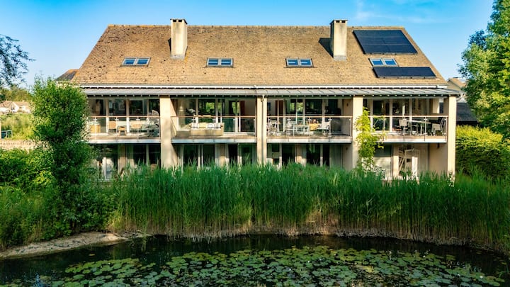 Cotswold Lakes, Spa + Pool Access, Family Friendly - Tetbury