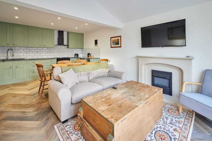 Host & Stay | Middle Cottage - Bamburgh