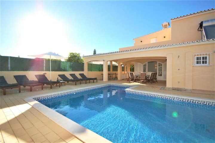 Vila Quinta Do Eucalipto -  By Bedzy - Faro