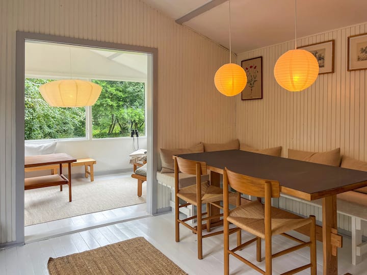 Nature-rich 60s Holiday Home By Isefjord - Denemarken