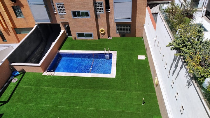 Cozy With Pool -1bedroom 1bathroom-bernabéu - Madrid