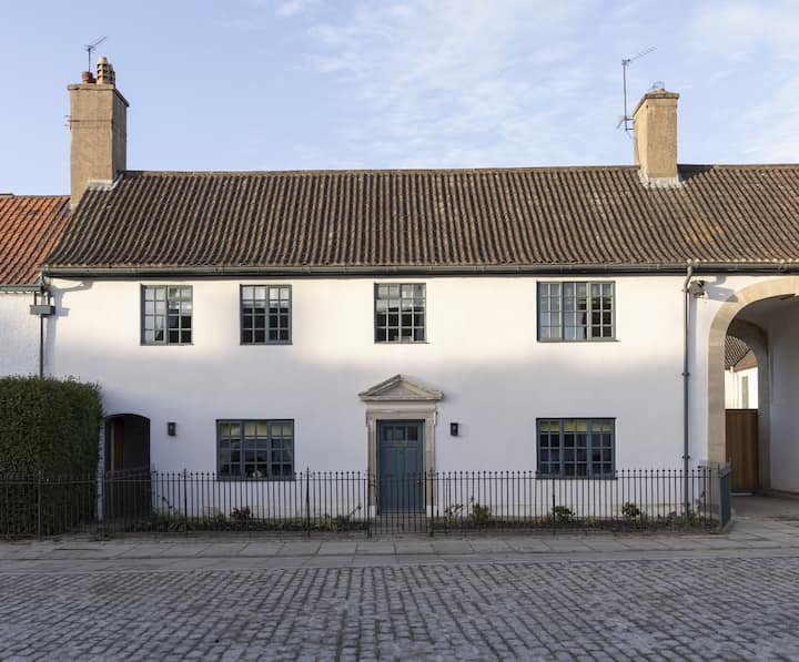 Churchill Cottage - Bishop Auckland