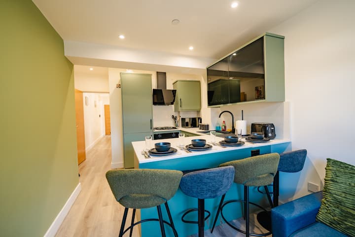 Deluxe Two Bedroom Apartment - The Gate