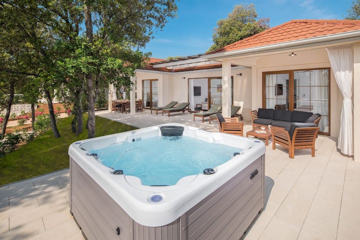 Mon Perin - Luxury Bay Villas - Bale