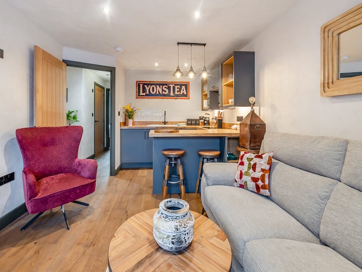 Flat 1 - Uk49037 - Narberth