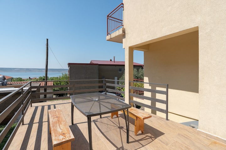 Appartement Sunny (107331-a2) - Starigrad