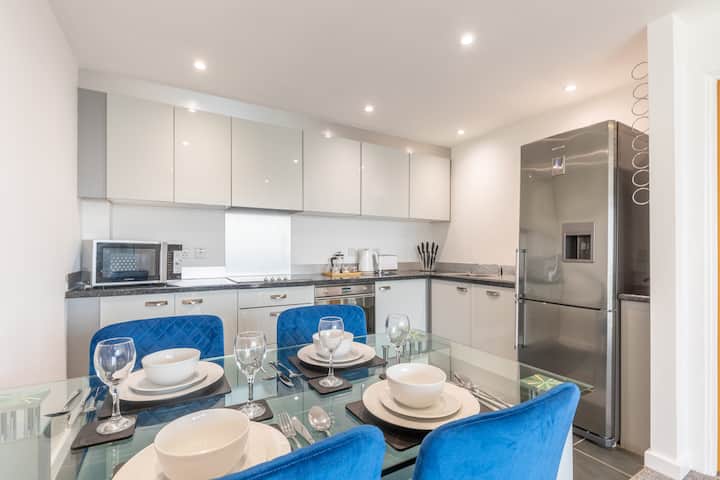 Properties Unique | Waterloo - Gateshead