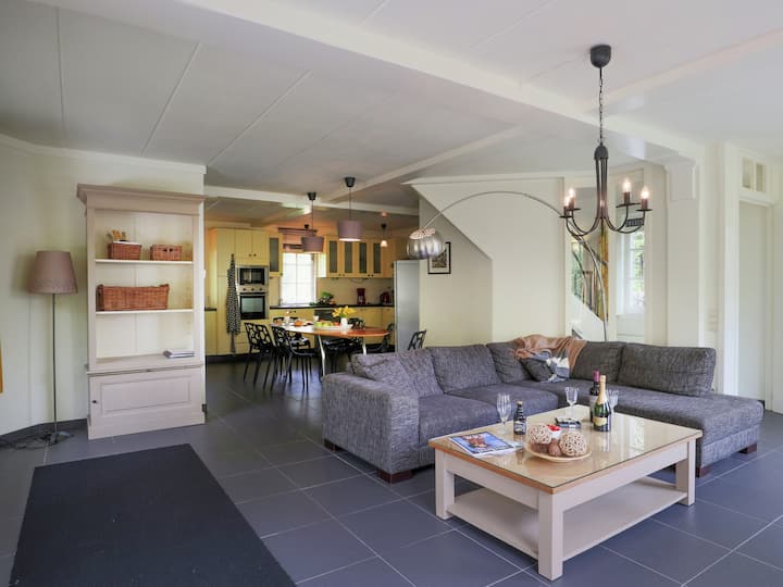 Villa Rendeux Avec Jardin - Manhay