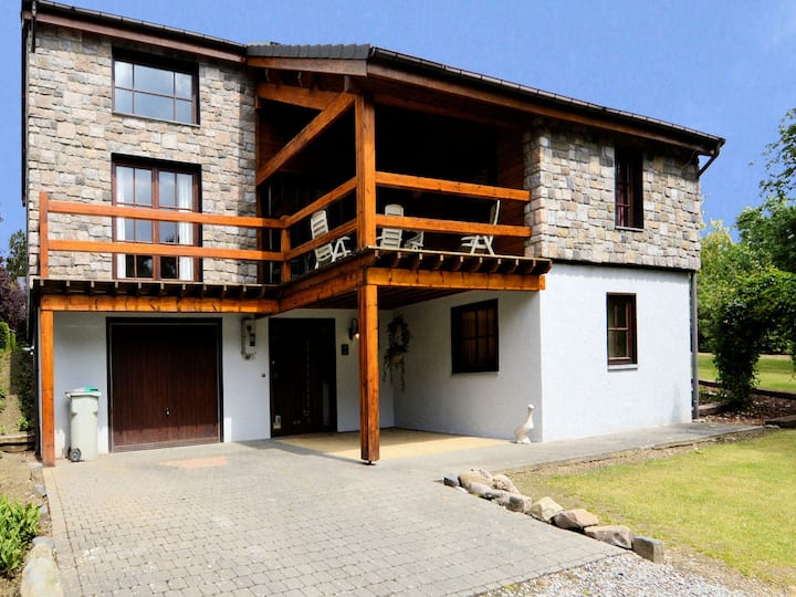 Splendid Chalet Located Near Durbuy - Durbuy