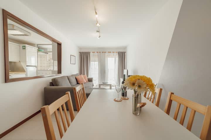Espinho Modern 3 Bedroom Apartment By Vacationy - Espinho