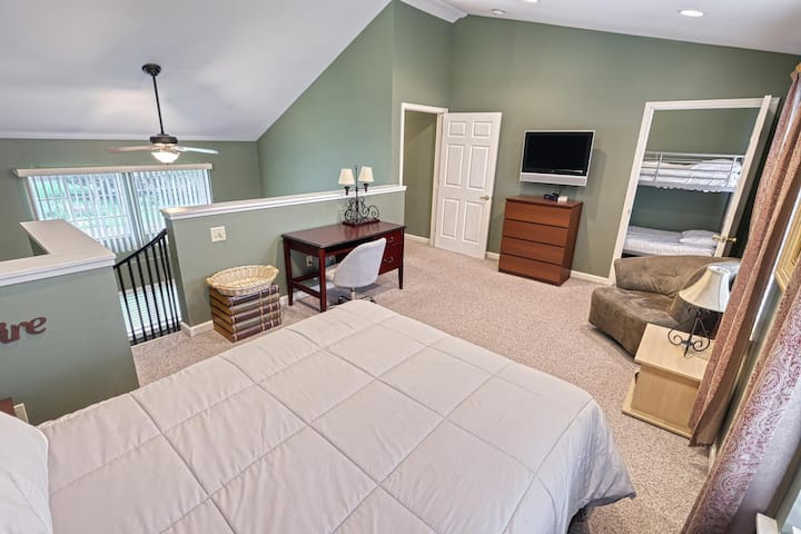 700 Sq Ft Suite W/full Kitchen (Ada Compliant | 2 - Hershey, PA