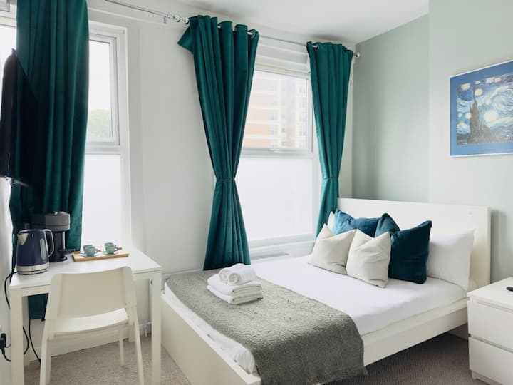 Vue Ville-première Classe-quad (4-person)-suite-sd - London