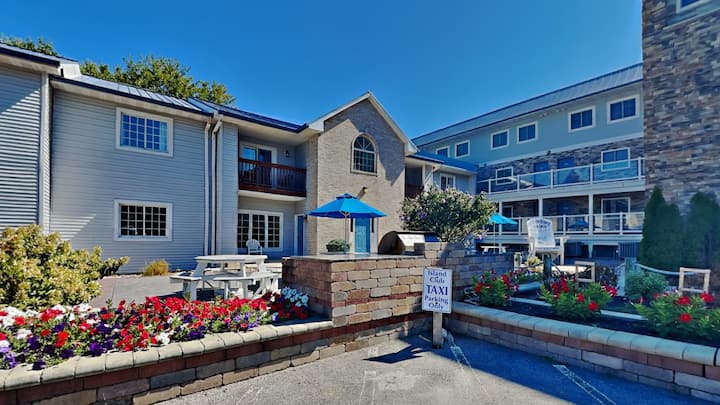 Put-in-bay Poolview Condo #1 - Put-in-Bay, OH