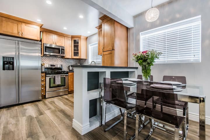 Modern 3br: Bbq & Walking To Ventura Blvd - Burbank, CA