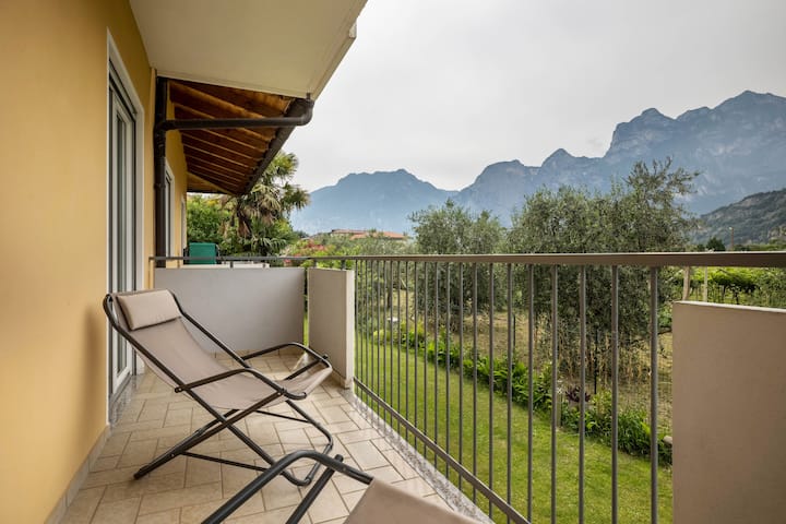 Agritur Laura - N2 Essenza Di Rosa - Nago–Torbole