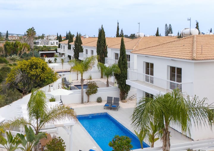 Luxvillasrentals - Villa Tania - Nissi Beach