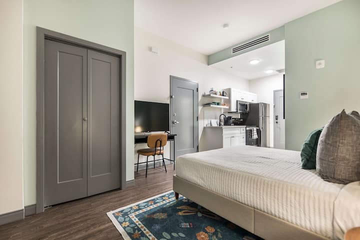 Dual Stay Near Atrium Hospital | 1 Mi To Cherry St - Macon, GA