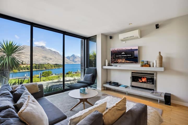Boutique Lakeside 1 Bedroom Apartment - Queenstown
