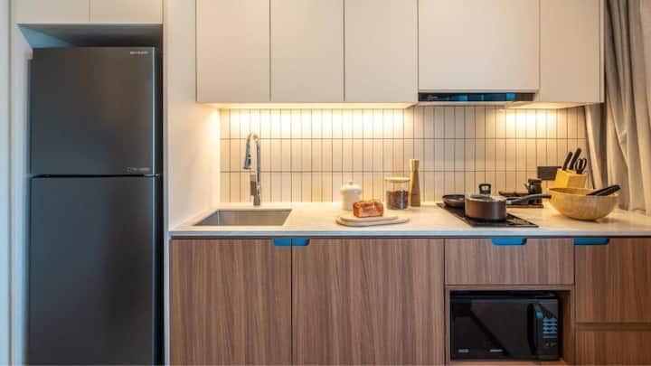 Serviced Apt, Premium Suite - 1 Bed, Weave Suites - Singapore