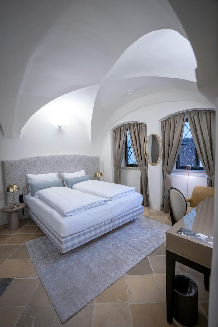 Historic Charm + Modern Amenities In Augsburg - Augsburg