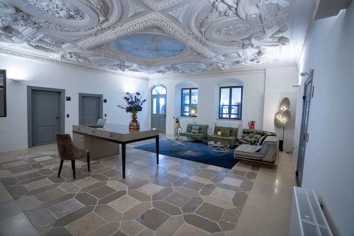 Historic Charm + Modern Amenities In Augsburg - Augsburg