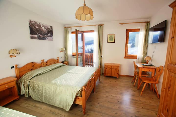 Comfortable And Quiet Room In Cortina - コルティナ・ダンペッツォ