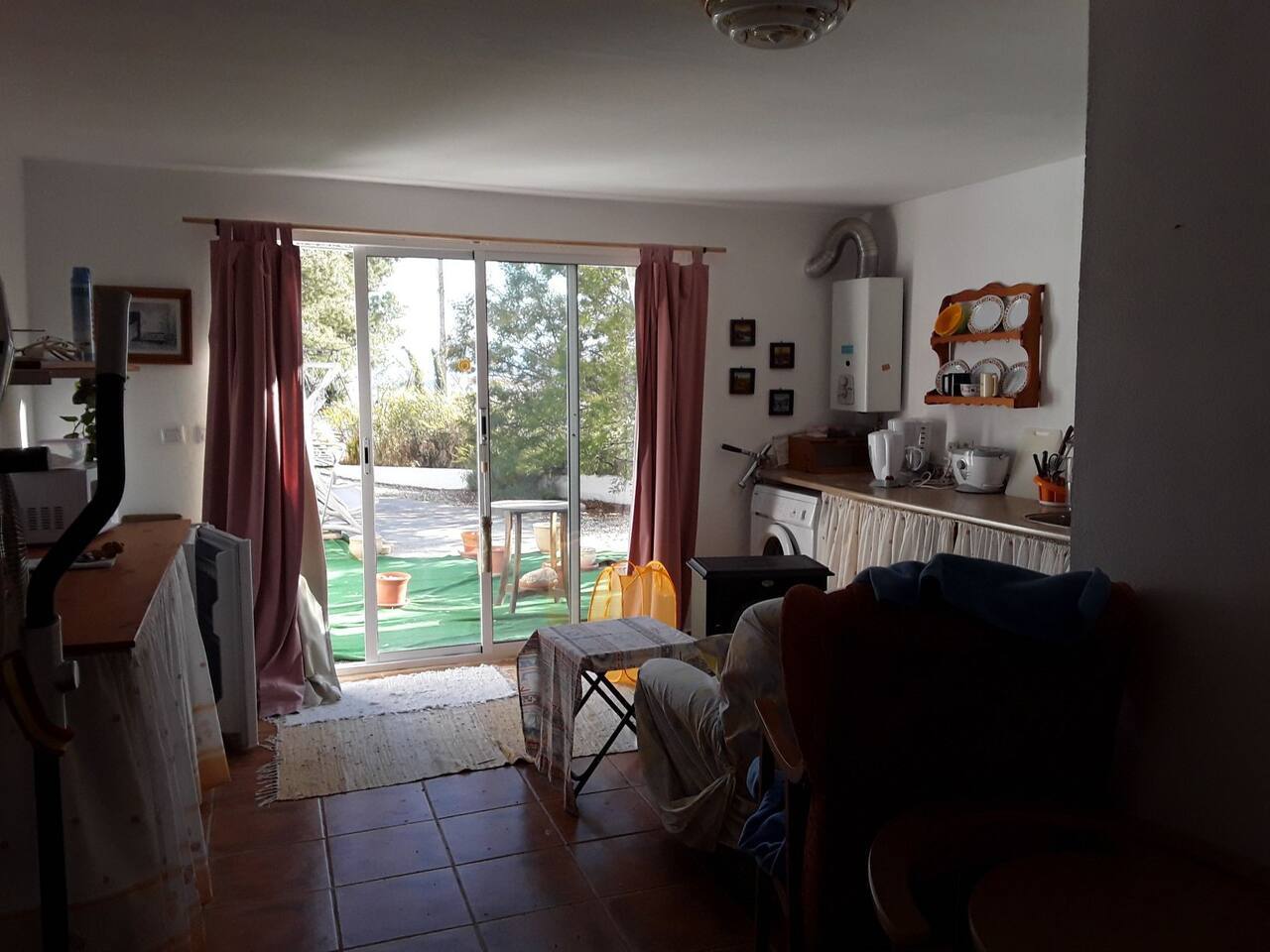 2-bed Apartment - Sleeps 3 - Parking - Near Albox - Albox