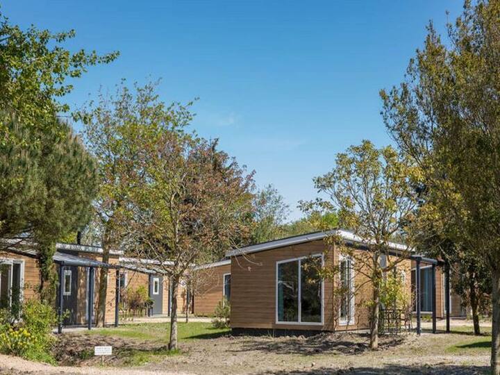 Cozy Chalet In Vrouwenpolder With Garden - Vrouwenpolder